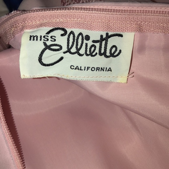 Miss Elliette | Dresses | Miss Elliette California Vintage Formal Dress ...